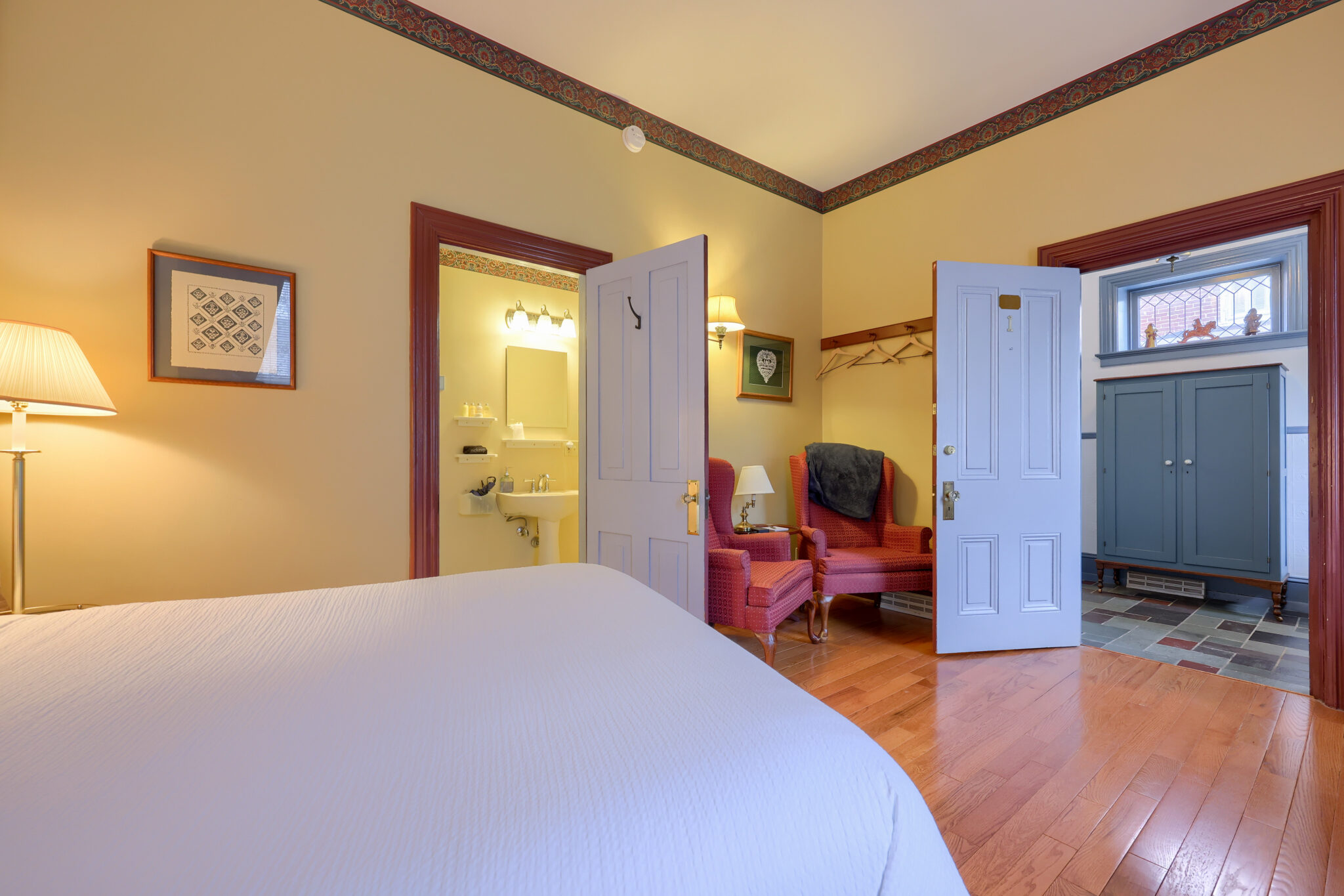 Rooms & Suites – The Alden House